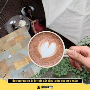 Xofa Cafe & Bistro Hà Nội: Đánh giá, menu, và không gian